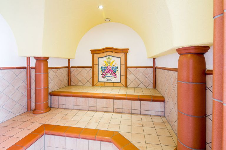 Wellness - Hotel Leitner - Traumtage in Traumlage in Mittelberg im ...